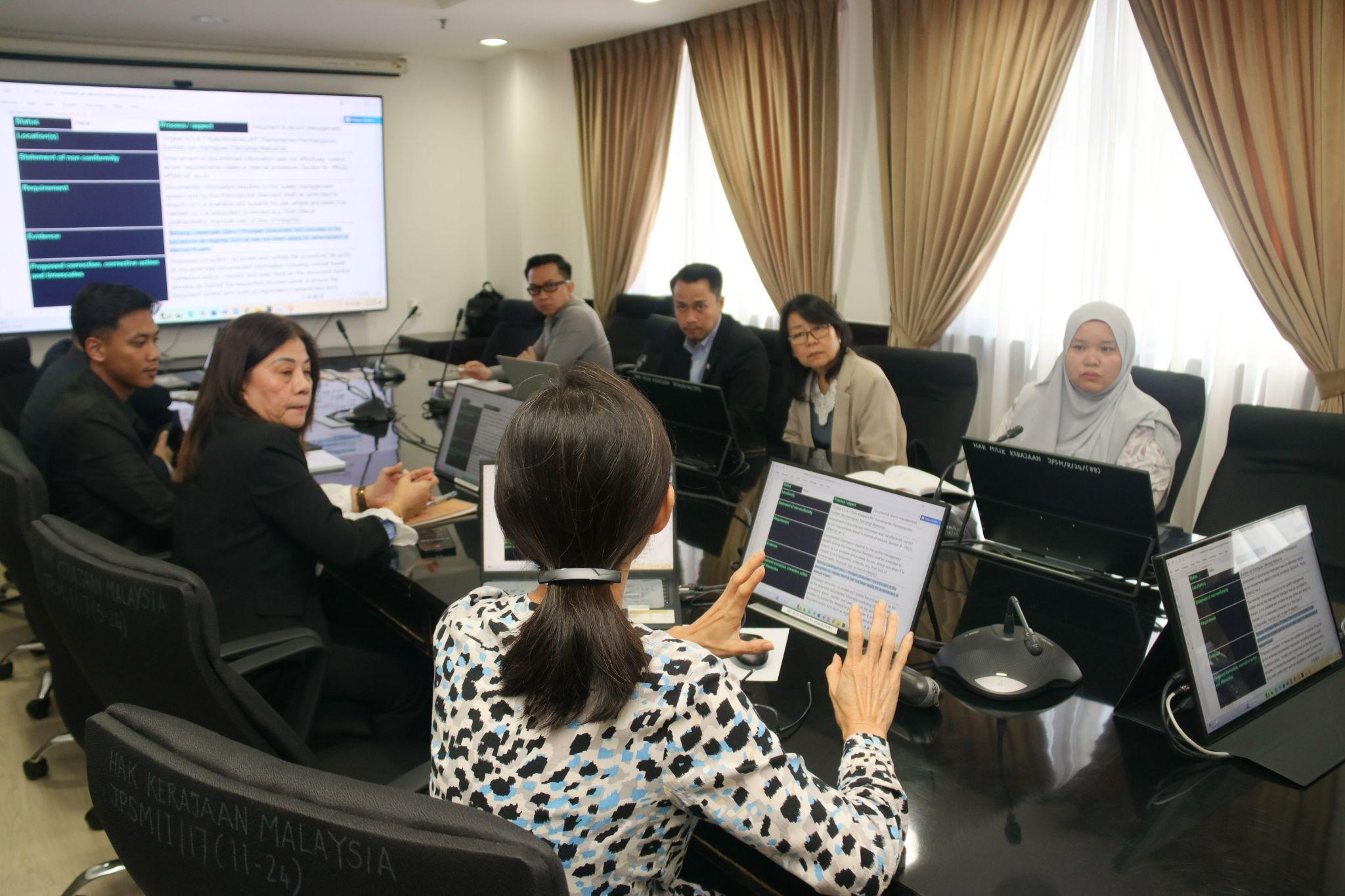Mesyuarat Penutupan Surveillance Audit 2 oleh Lloyd's Register's Business Assurance (LRQA), KL